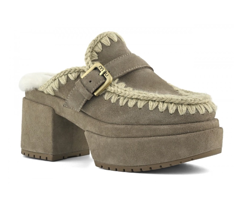 PLATFORM CLOG WITH BUCKLE STRAP - MOU - A Mar complementos